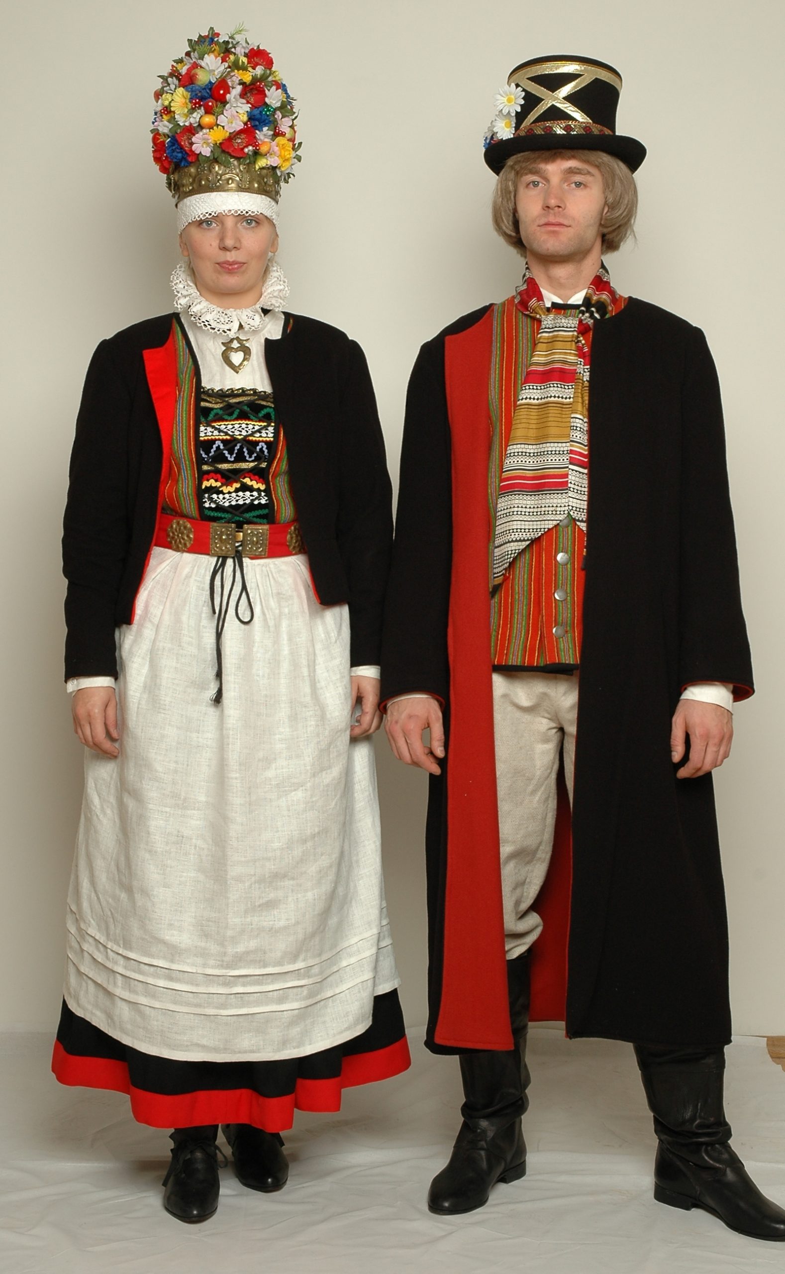 Stroje jamieńskie — Stroje ludowe